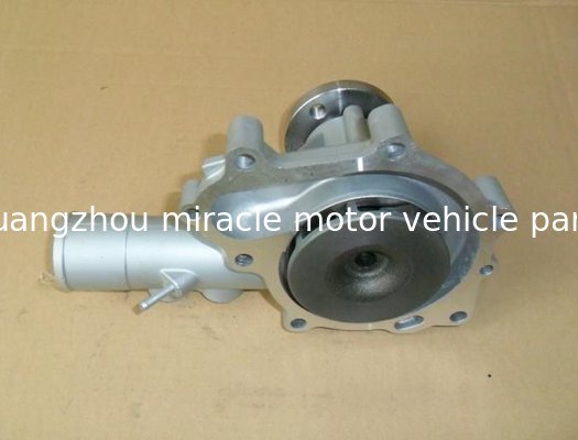 diesel engine parts YANMAR water pump   4TNV106  4TNE106