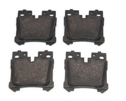 China Auto Brake Pads For LEXUS LS  rear  04466-0W010 For Japanese Spare Parts supplier