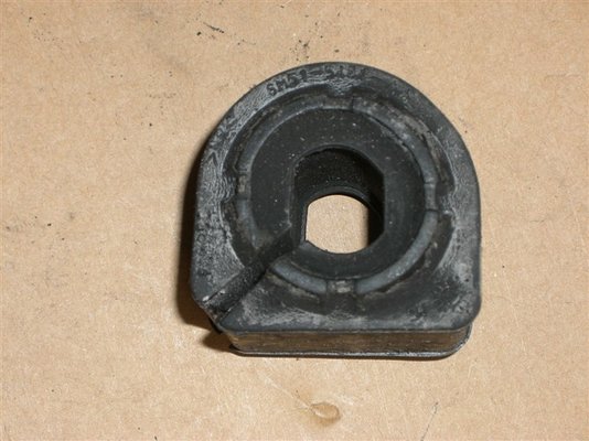 China Ford Spare Parts Car Rubber Bushings Front Axle 6M51-5484-AA GXGK supplier