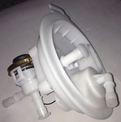 China 7L0919679 Car Fuel filter Plastic Gas filter Oil filter fits Porche Cayenne VW Touareg  Q7 supplier
