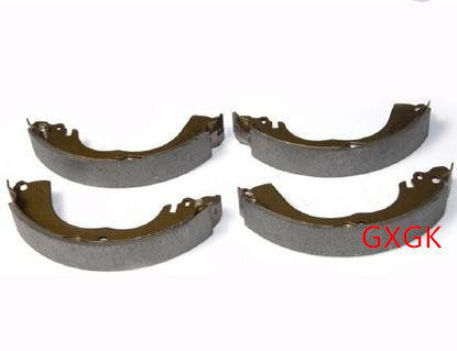 China Brake shoe kit fits Nissan Tiida GS7840 Genuine Japanese Spare Parts supplier