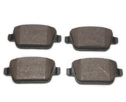 Auto Parts Car Brake Pad Replacement , Low - Metallic Brake Pads Rear
