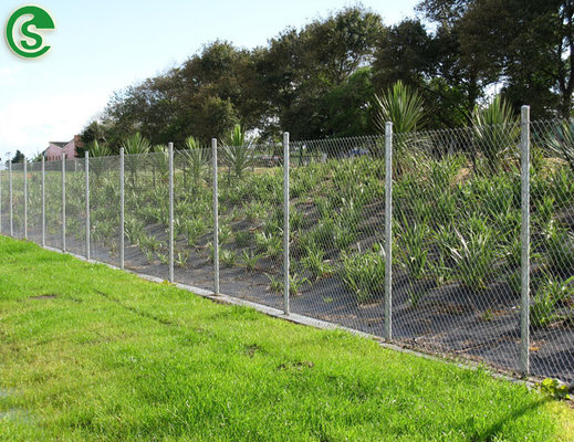 hot dipped galvanized cyclone mesh fencing PVC coated chain link fence