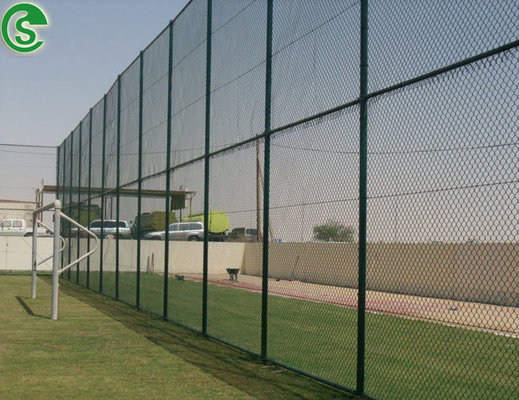 Heavy duty galvanized steel cyclone wire fencing baseball field fence USA