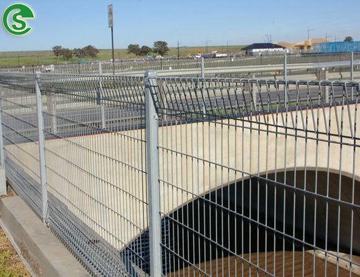 PVC Coated Galvanized BRC Welded Wire Mesh Fence Children Playground Fencing