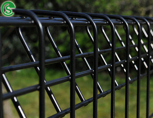 Hot dipped galvanized 6ft welded wire mesh BRC fencing for sale