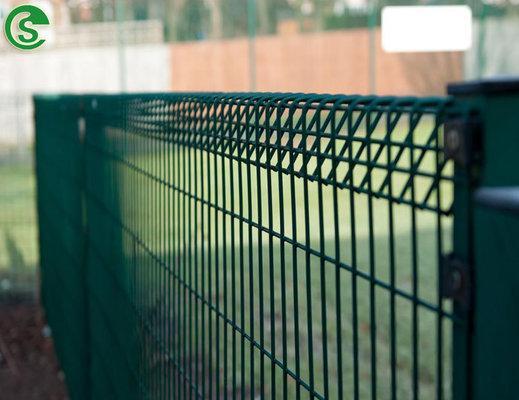 Guangzhou factory galvanized BRC fencing anti-rust welded wire mesh pier security fence
