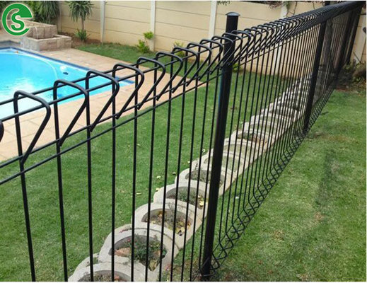Commercial welded wire mesh panels perimeter seucrity brc type fencing for sale