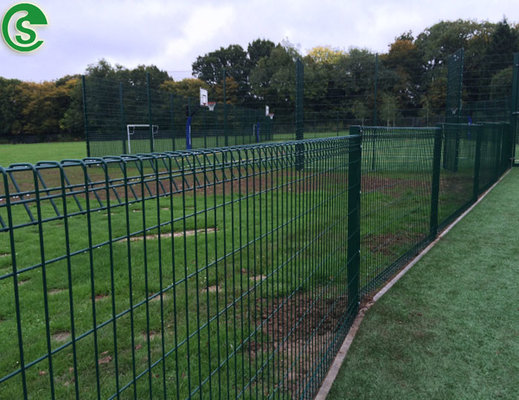 Walk way insolation fence roll top fence brc wire mesh fencing for property