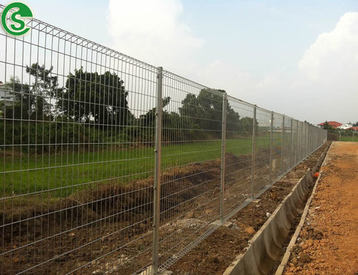 Powder coated 6ft welded wire mesh roll top fence panels with post