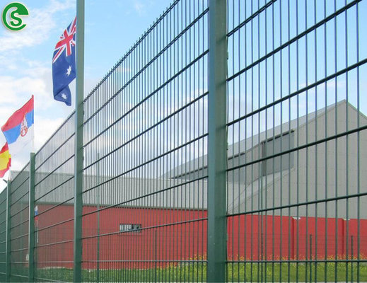 logn used life hot dipped galvanized pedestrian walk twin bar mesh panel fencing