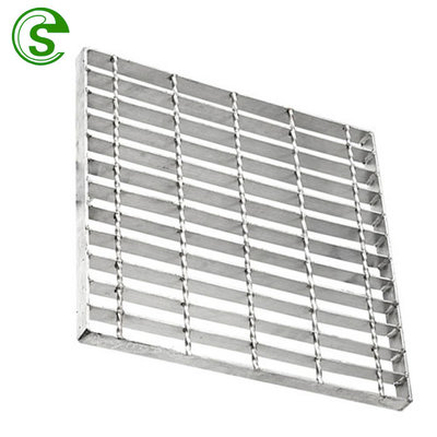 Slip resistant hot dipped galvanized metal bar grating 32 x 5