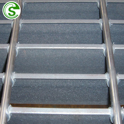 Heavy duty industrial metal grating hot Dipped Galvanized Steel Grating For Construction Material