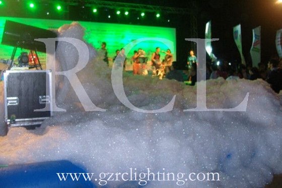 Stage Family Party 2000Watt High Power Large Foam Machine , Power Control
