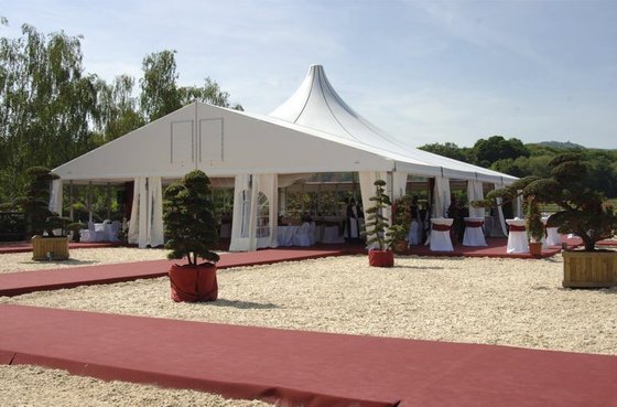 Easy Set up marquee tent 20x30 m wedding tent,  white color with linings for 500 people