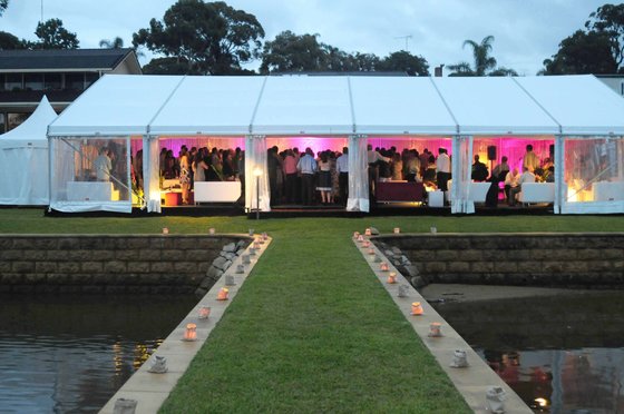 Easy Set up marquee tent 20x30 m wedding tent,  white color with linings for 500 people