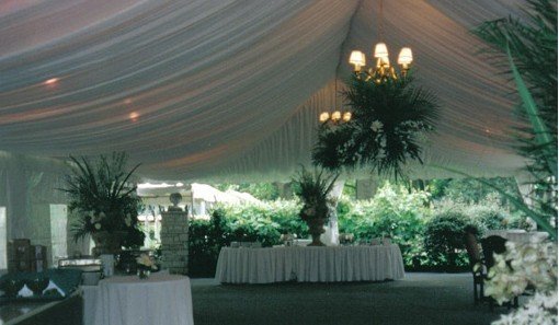 10x24m white Reinforced pvc fabric high peak tent roof top polygonal tent for 200 people