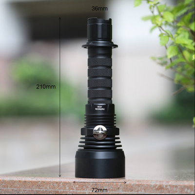 Haikelite XHP35 HD 2300 Lumen Focusable Flashlight High Power Zoom Flashlight supplier