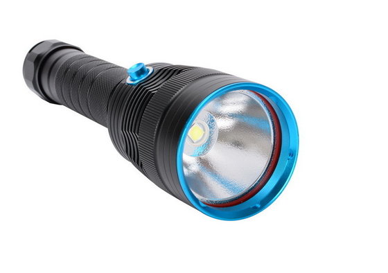 Haikelite DT70 XHP70 Diving torch 100 metres under intense light supplier