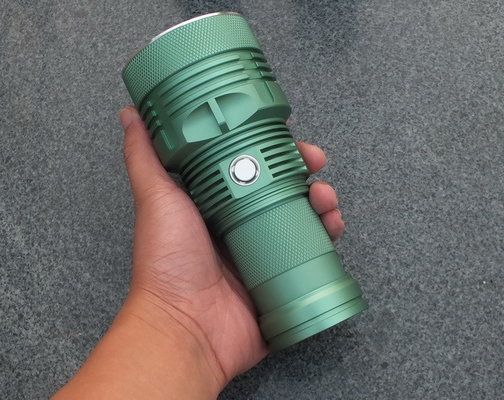HIKELITE New Technology MT09R Three-lamp 25000 Lumen Long-range King Outdoor Ultra-bright flashlight supplier