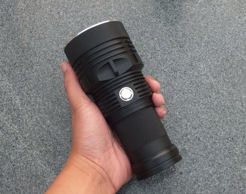 HIKELITE New Technology MT09R Three-lamp 25000 Lumen Long-range King Outdoor Ultra-bright flashlight supplier