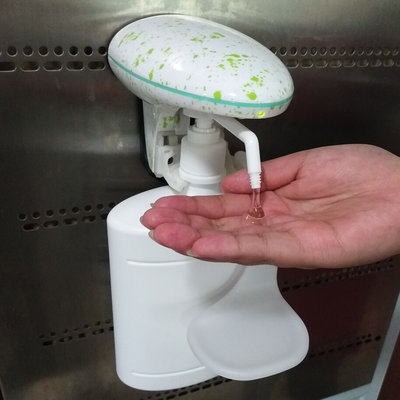 Small Commercial Liquid Soap Dispenser , Automatic Hand Sanitizer Dispenser Wall Mounted