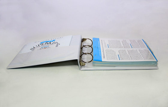 Glossy Lamination Hard Cover Book Printing Service For Kids Playing