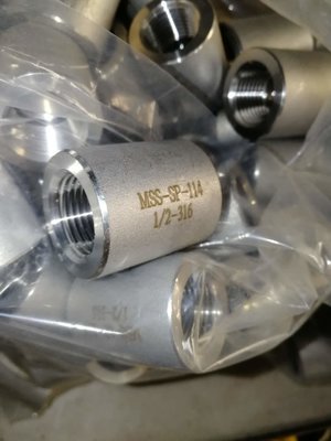 coupling（SPU）SS304,SS316 DIN2999&BS21 ISO228/1&ISO7/1 SIZE:1/8"-4"