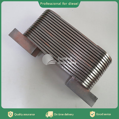 Genuine K19 KTA19 Diesel Engine Parts Oil Cooler Core 4095096 3804934 3085956 3331667 supplier