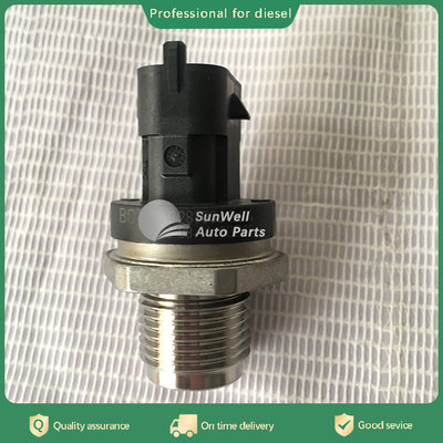 ISF3.8 Genuine Fuel common rail pressure sensor 0281006364 supplier