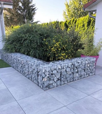 DUOJIYUNJIN Welded gabion High strength steel wire mesh Wire Mesh Gabions supply Gabion Retaining Walls supplier