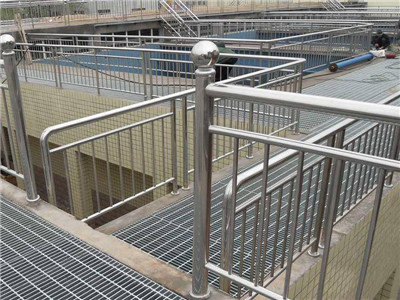 Hot-dip galvanized steel grating galvanized wire mesh custom wire screen Wire Mesh Gabions supply supplier