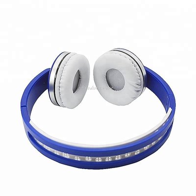 3.5mm Aux Jack Wired Foldable Headphones for Kids with Adjustable Headband and retro classic dome shape supplier