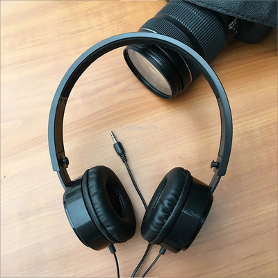 3.5mm Aux Jack 2019 new arrival wired high quality Mp3 music earphone for kids in cute and classic shape supplier