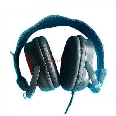 cool style black bass wholesale learning headphone with sound reduction for language learner supplier