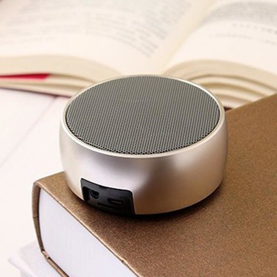 Producentre 2000MAh rechargeable stereo BT Speaker with portable power source so support TF card and U disk supplier