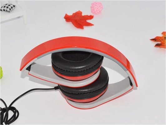 fashionable foldable headphone with noise reduction for girls  celebrities_-.jpg Product Description Product name  Oem 3 supplier