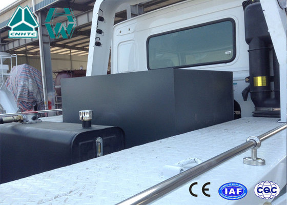 SINOTRUK HOWO 6x4 Heavy Duty Wrecker Tow Truck For Car Accident