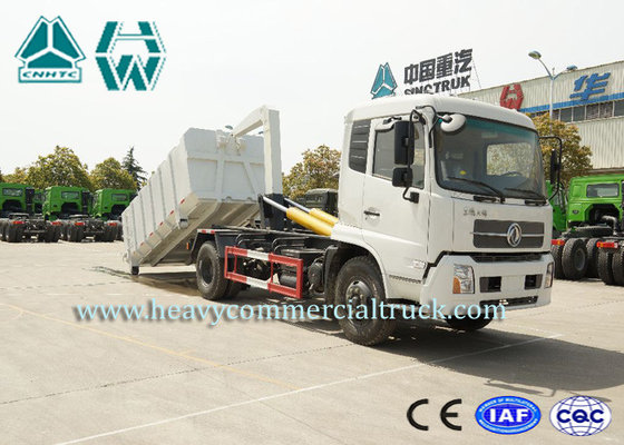 Dongfeng Chassis Automatic Garbage Compactor Trucks 4X2 With Detachable Carriage