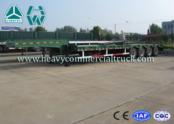 Green HOWO 4 Axles Low Bed Semi Trailer Carbon Steel Low Bed Truck