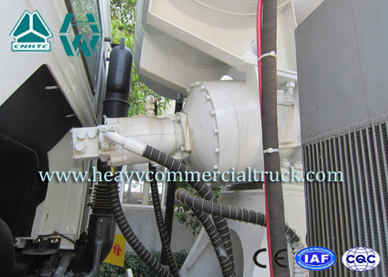 Manual Transmission Diesel Concrete Mixer Truck With One Sleeper