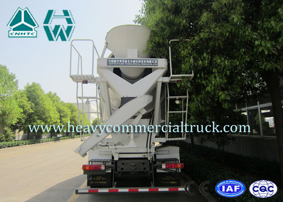 Manual Transmission Diesel Concrete Mixer Truck With One Sleeper