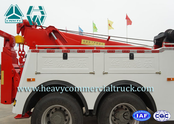 Howo Commercial Heavy Wrecker Trucks With Flexible Lifting Arm Euro II