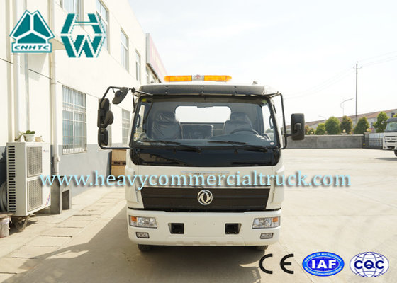 Professional Flat Bed Wrecker Tow Truck For Road Block Removal
