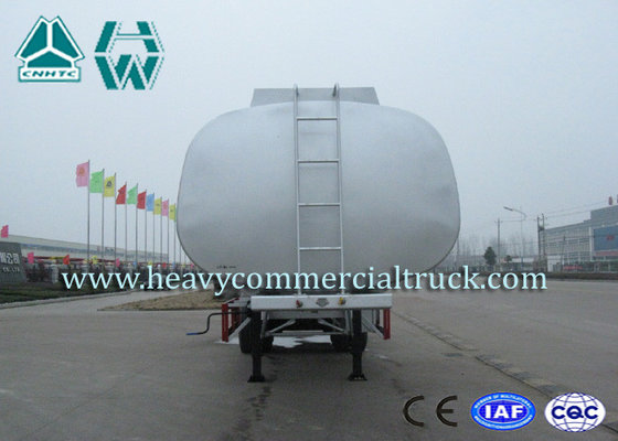 Carbon Steel Oil Tanker Trailer 2 Axle For Transportation Sinotruk Howo
