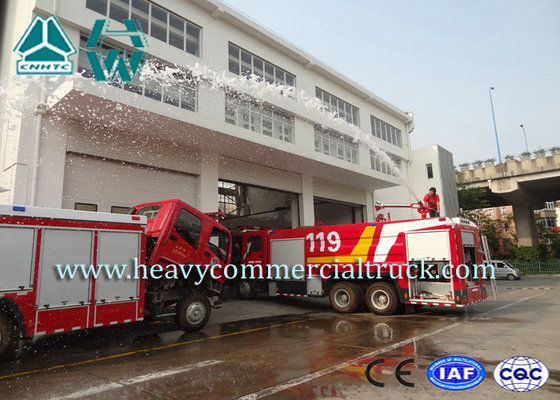 266Hp Water and Form Fire Fighting Truck Howo Left Hand Drive 10Tons - 17Tons
