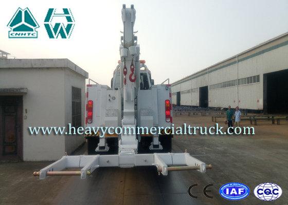 SINOTRUK 20 Tons Heavy Duty Tow Truck Wrecker , Road Recovery Vehicle