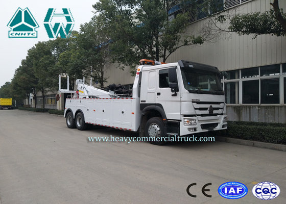 LHD Multi - Way Valve HOWO 6 × 4 Road Recovery Wrecker Tow Truck 371H