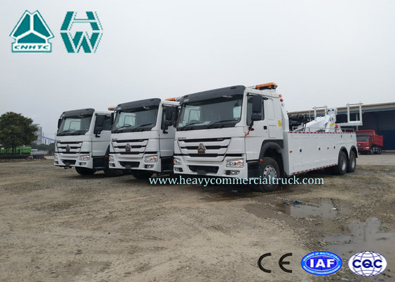 LHD Multi - Way Valve HOWO 6 × 4 Road Recovery Wrecker Tow Truck 371H