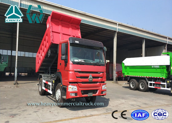 Red Howo Heavy Mining Trucks 4 X 2 Light Weight With Durable Structure